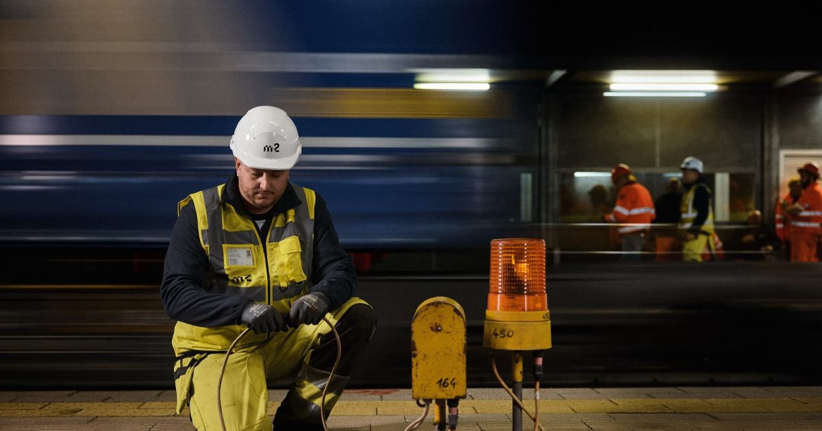 Rail Safety: safety on railway construction sites | m2 Railgroup